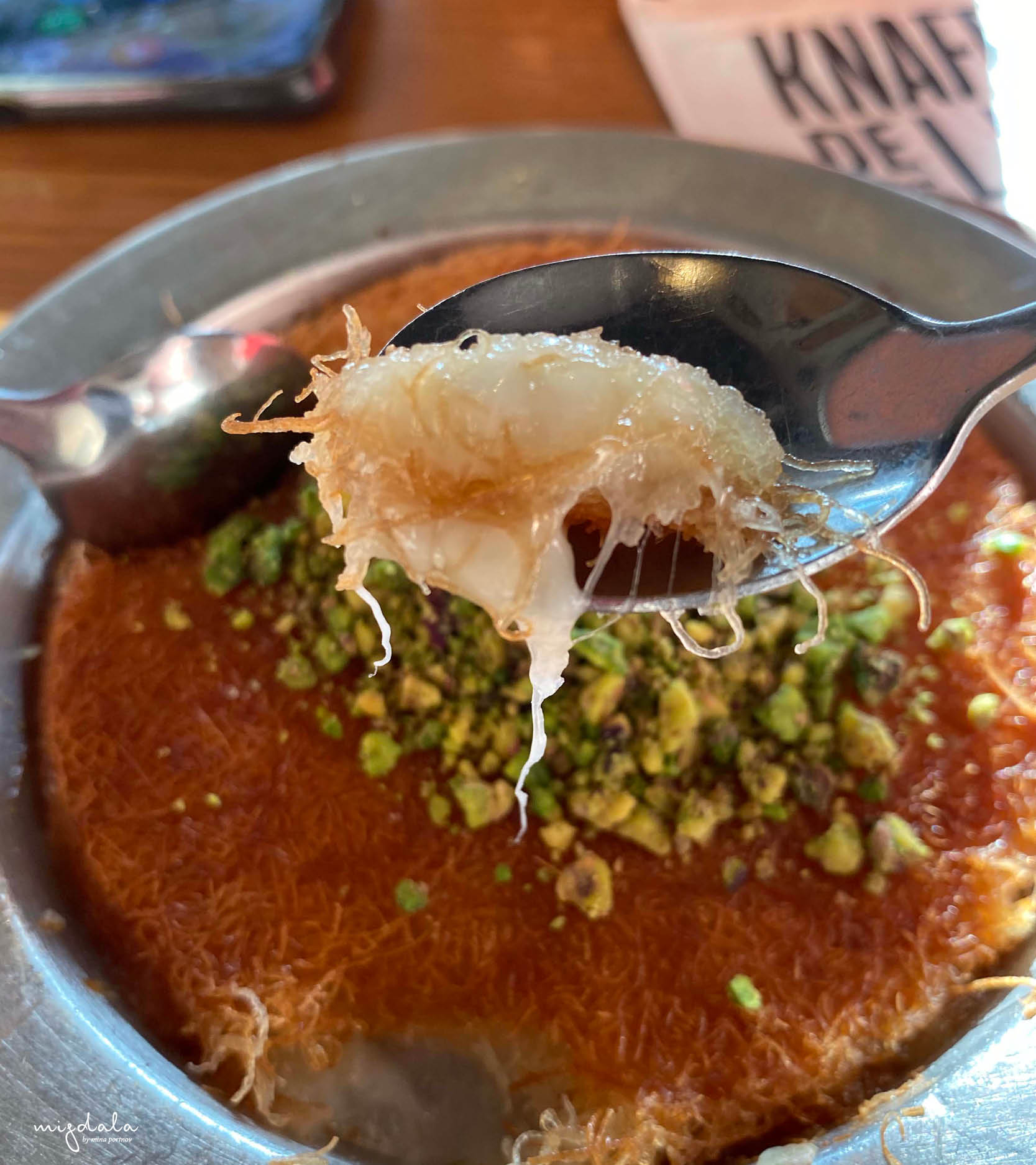 24 שעות בחיפה - מה אוכלים? - migdala